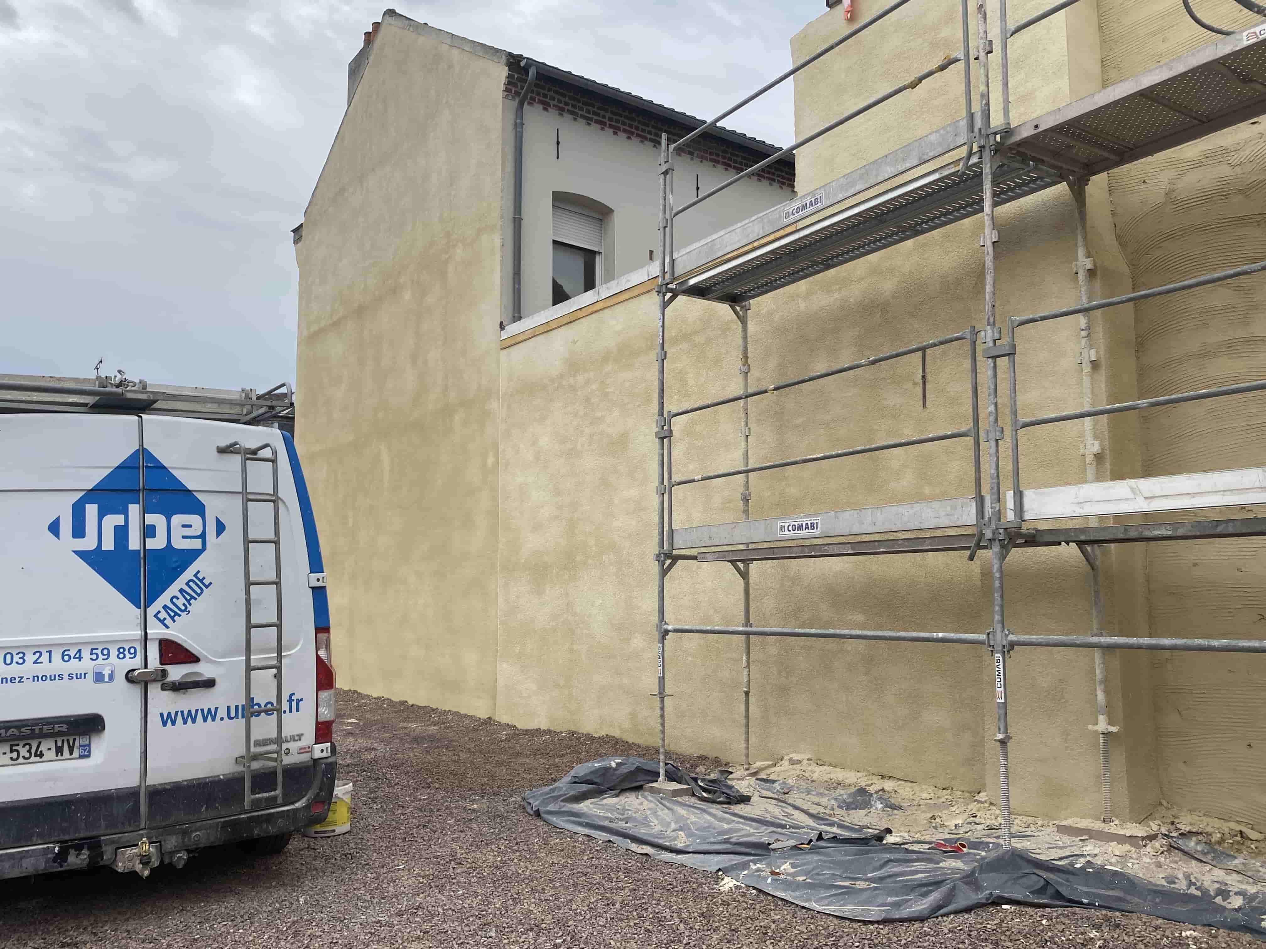 Ravalement de façade en copropriété : Autorisations, coûts et avantages ...